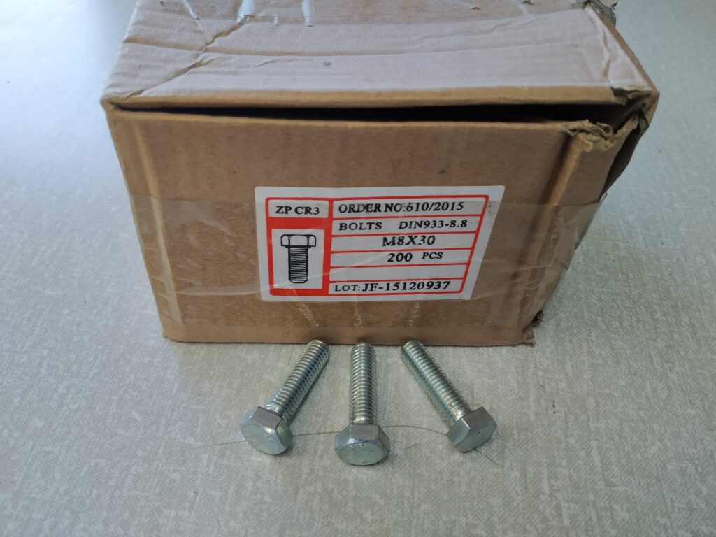 Parafusos M8 8x30 Zincados - Criações Geniais